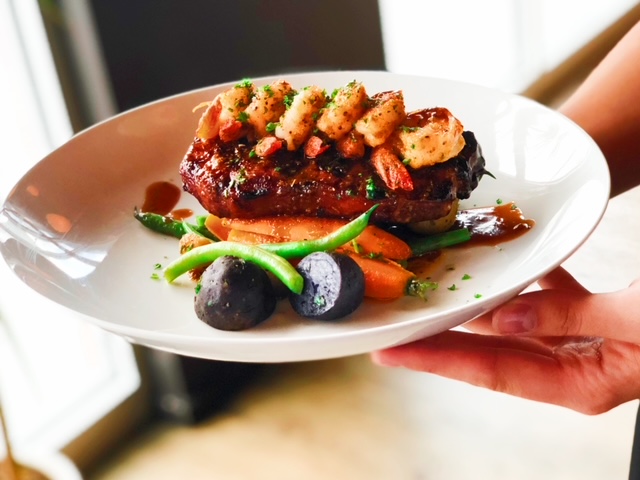 Our Gallery – Oakroom Grill